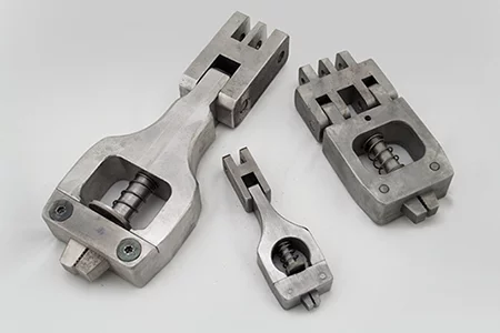 WIRE PULLING-IN-DOGS | TKT Group